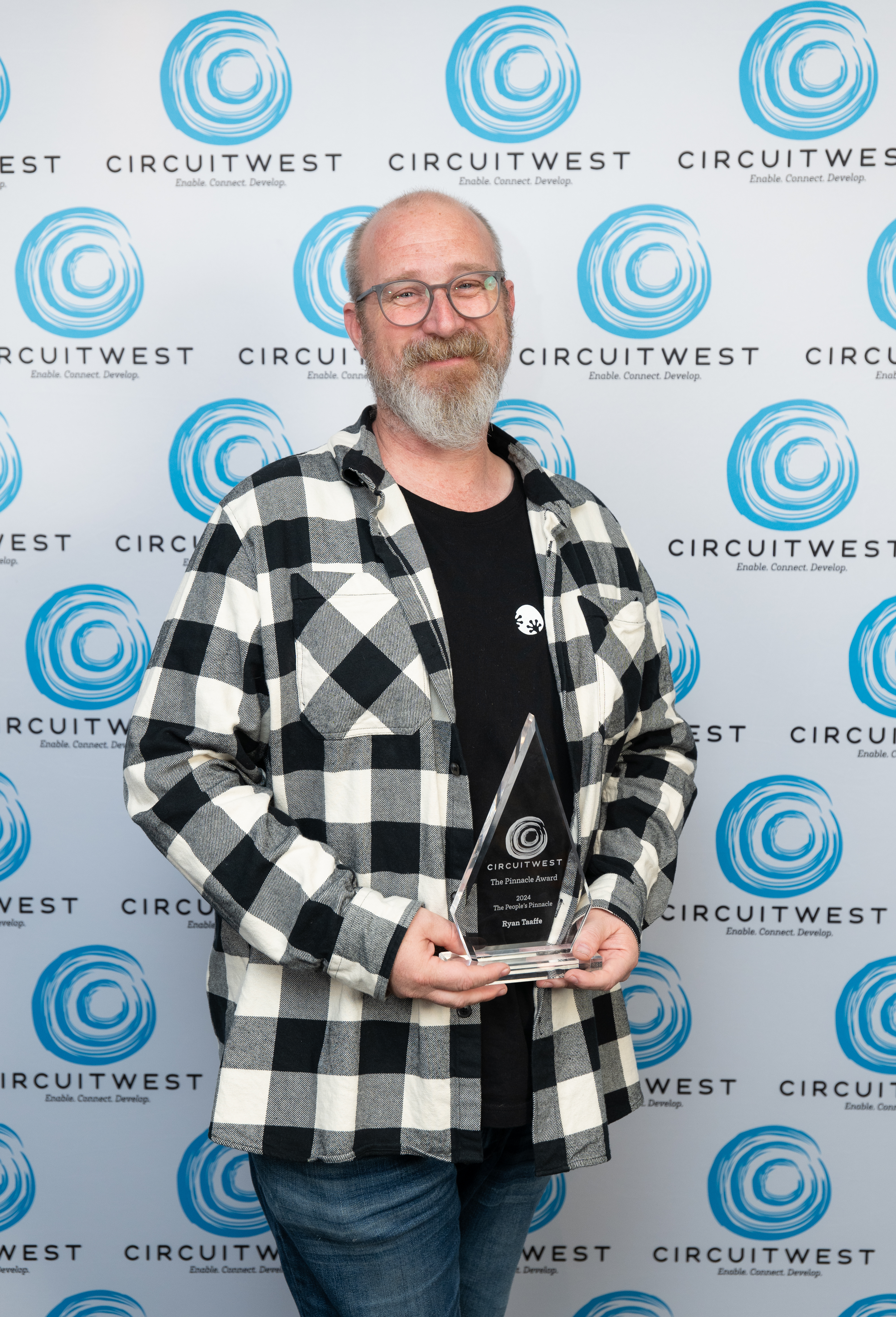 Barking Gecko Theatre - Home